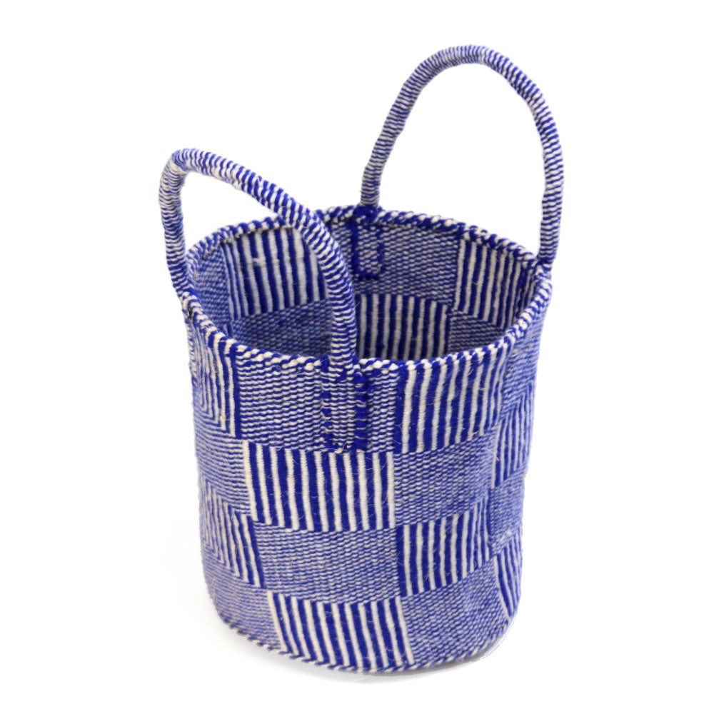 アフリカンスクエアー / 細編みアクリルサイザルバッグ 青